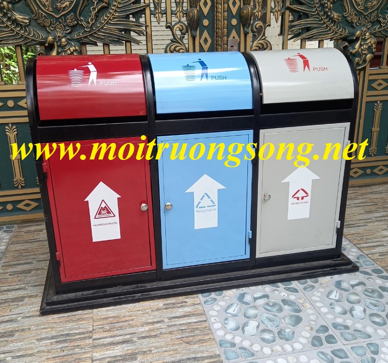 Thùng rác phun sơn bằng thép - Môi trường sống